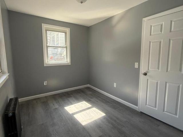 76 Bruce Ave Yonkers, NY 10705