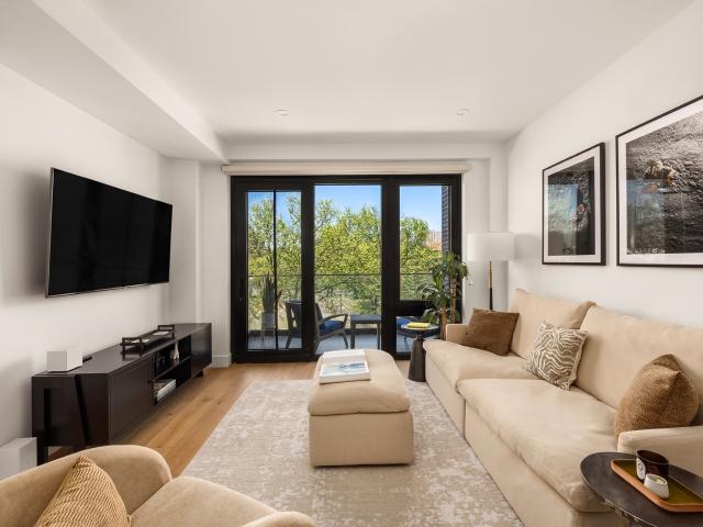 76 congress street 4b