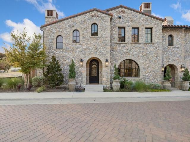 76 Cortes Dr, Westlake, TX 76262