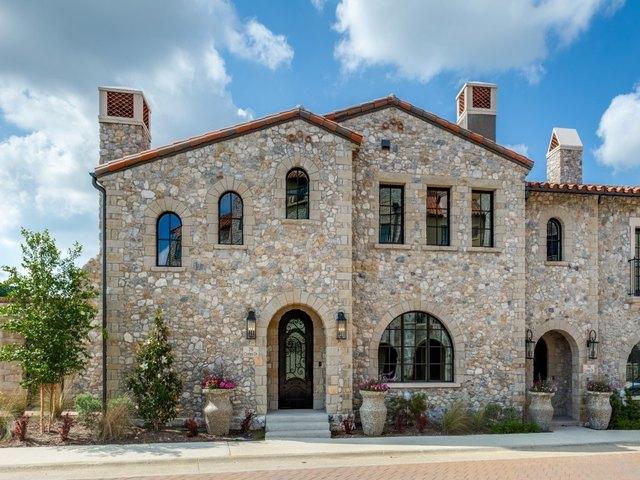 76 Cortes Dr, Westlake, TX 76262