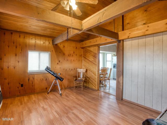76 County Road N5552