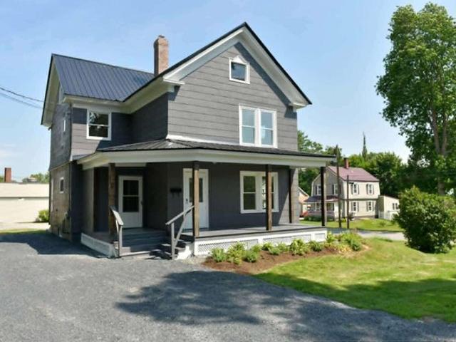 76 Court St, Dover Foxcroft, ME 04426