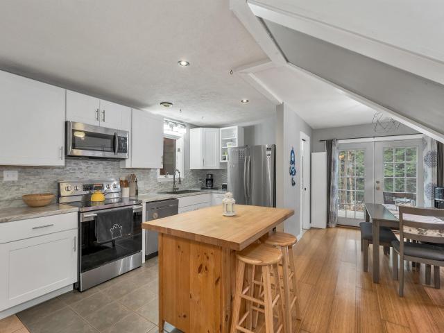 76 Cox Road