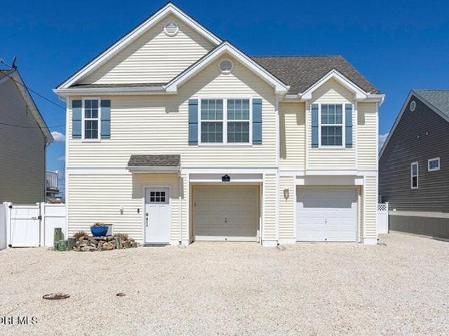 76 Claudia Ln, Manahawkin, NJ 08050