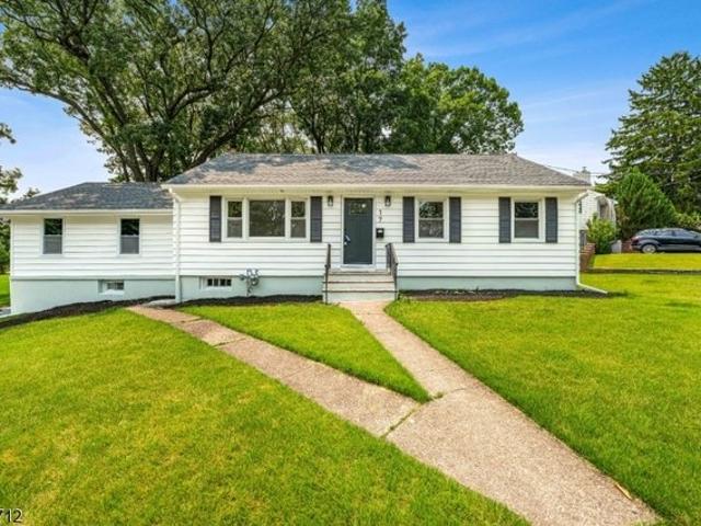 76 Dawn Ave, North Haledon, NJ 07508