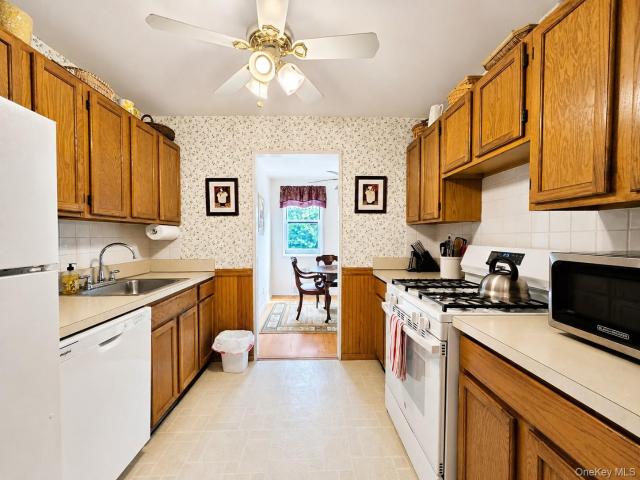 76 Dehaven Drive Dehaven 2F