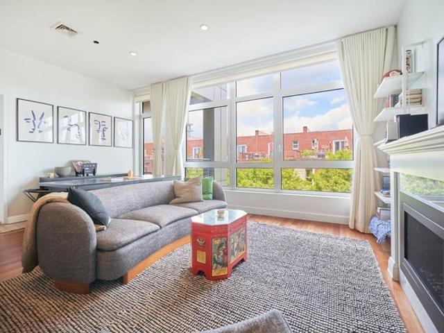 76 Engert Ave Apt 4B, Brooklyn, NY 11222