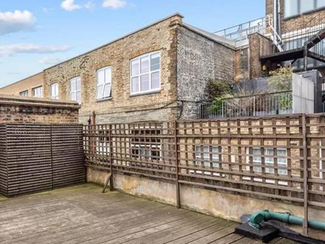 76 Essex Road, London, N1 8LR, United Kingdom | 3 bed house for rent #121126812 | Rentberry