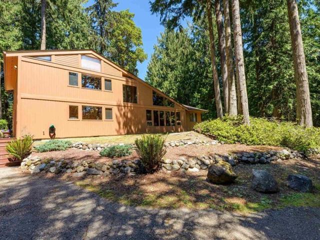 76 Fawn Haven Rd, Port Angeles, WA 98362