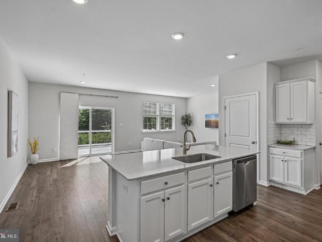 76 Fonthill Court