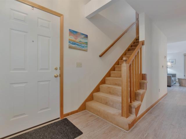76 Glengarry Drive