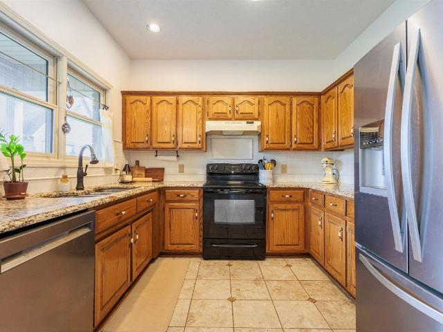 76 Guy Brown Road