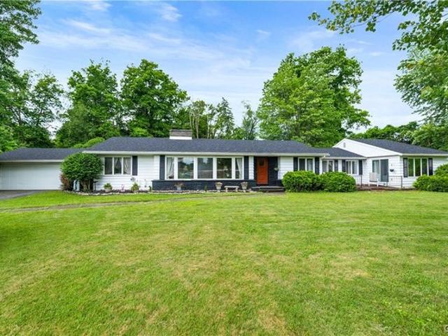 76 Herthum Rd, Whitesboro, NY 13492