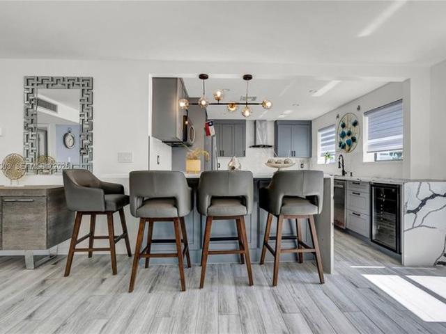 76 Isle of Venice Dr Apt C, Fort Lauderdale, FL 33301