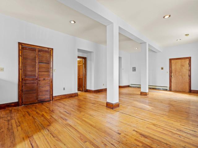76 Jackson St # 1L