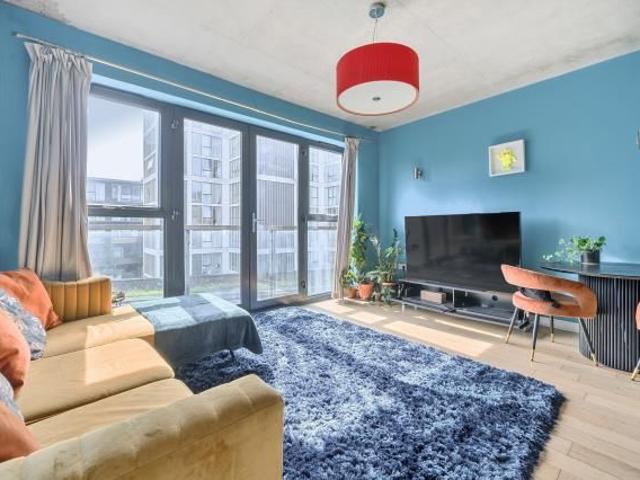 76 Kingsland Road, London E2, 2 bed flat to rent, £2,900 pcm | PrimeLocation