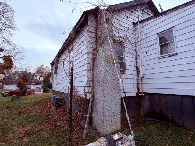 76 Lenox Avenue
