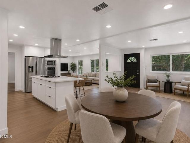 76 Little John Ln, Westlake Village, CA 91361