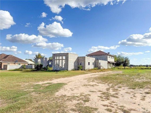 76 Marissa Dr, Rio Grande City, TX 78582