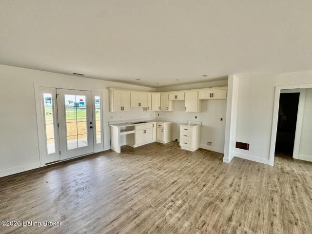 76 Mattingly Ln