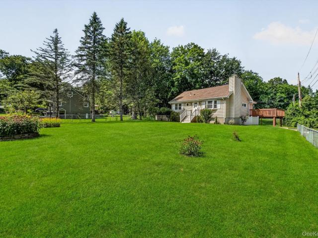 76 Meadow Sweet Road