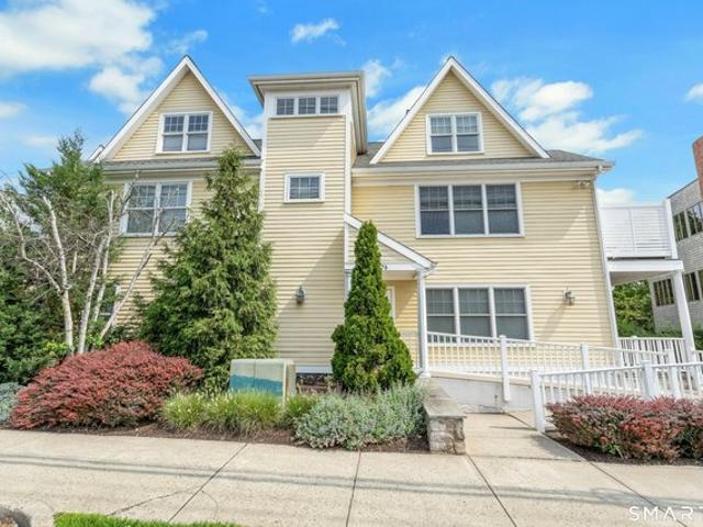76 New Canaan Ave Apt 7, Norwalk, CT 06850