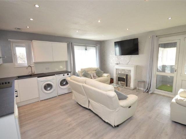76, Newhall Road, Leeds, West Yorkshire, LS10 3RX