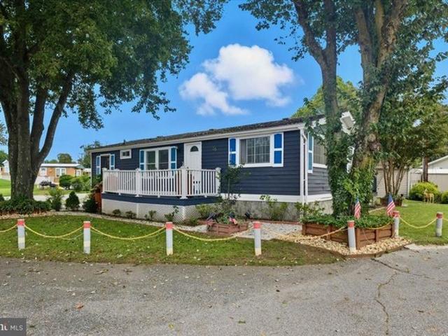 76 Patuxent Mobile Est, Lothian, MD 20711
