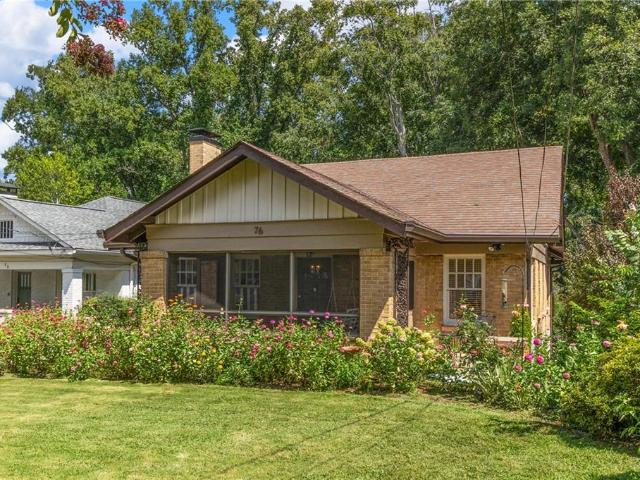 76 Peachtree Hills Avenue NE