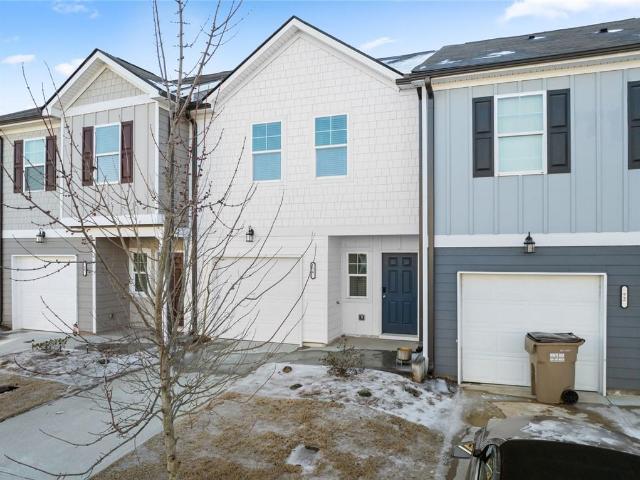 76 Regent Park