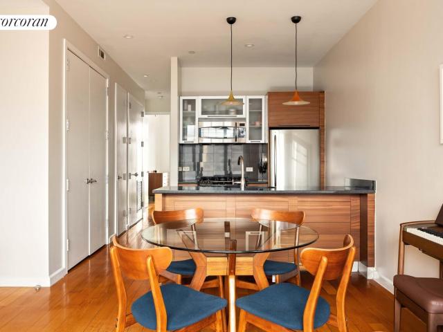 76 roebling street 3b