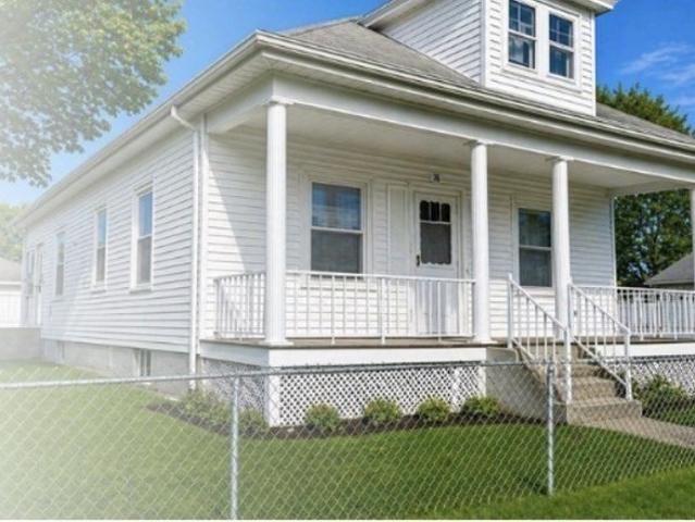 76 Rosella Ave, Pawtucket, RI 02861