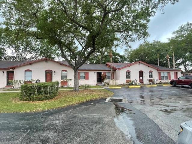 76 S Marbrisa Way, Kissimmee, FL 34743