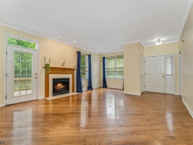 76 Samson Dr