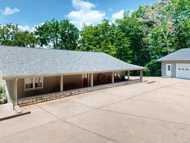 76 Sioux Ct, Cadiz, KY 42211