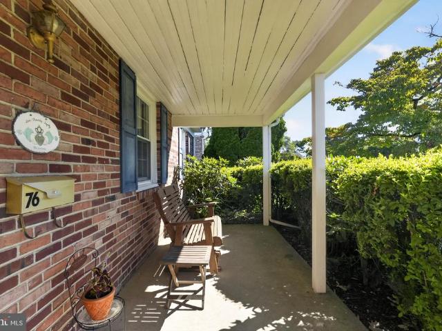 76 Snyder Lane
