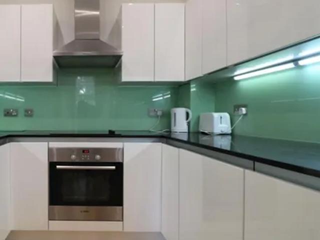 76 Stoke Newington High Street, London, N16 8DR, United Kingdom | 2 bed apartment for rent #109966023 | Rentberry