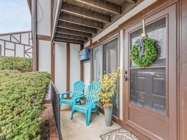 76A Farm Rd Unit A, Hillsborough Twp, NJ 08844