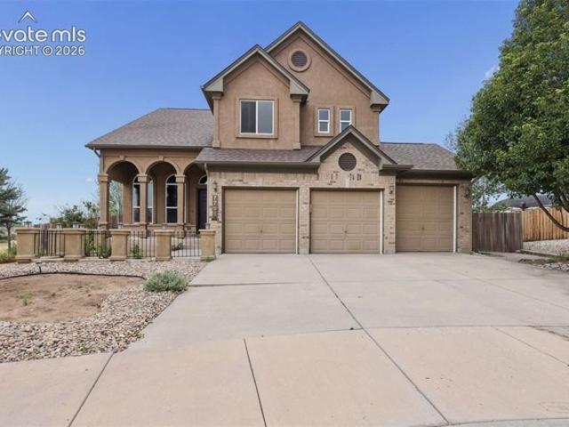 7704 Braxton Dr, Fountain, CO 80817