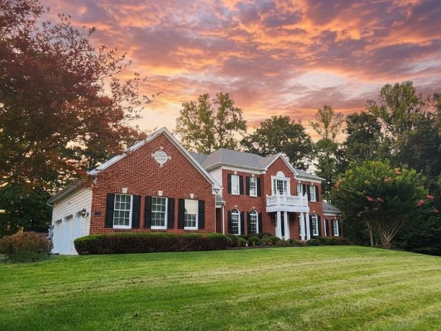 7705 Kennett Ct, Fredericksburg, VA 22407 | MLS #VASP2035 | Compass