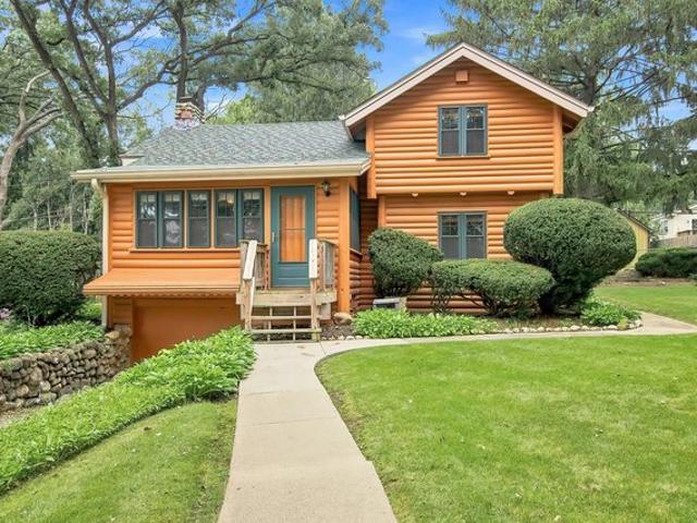 7706 Arbor Rd, Wonder Lake, IL 60097