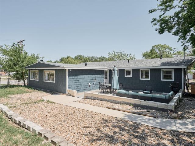 7706 Delafield Ln