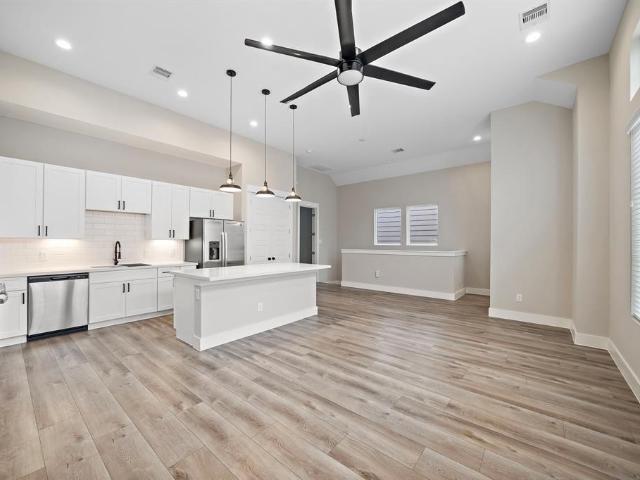 7706 Kivu Ln, Houston, TX 77055 | MLS #76321 | Compass