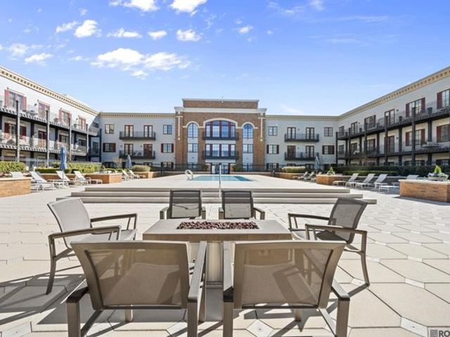 7707 Bluebonnet Blvd Apt 229, Baton Rouge, LA 70810