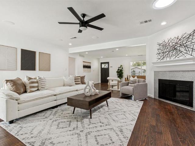 7707 La Avenida Drive