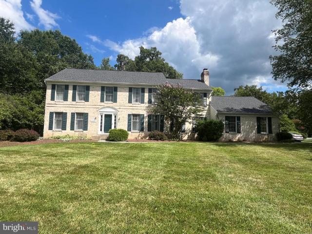 7707 Lake Glen Drive