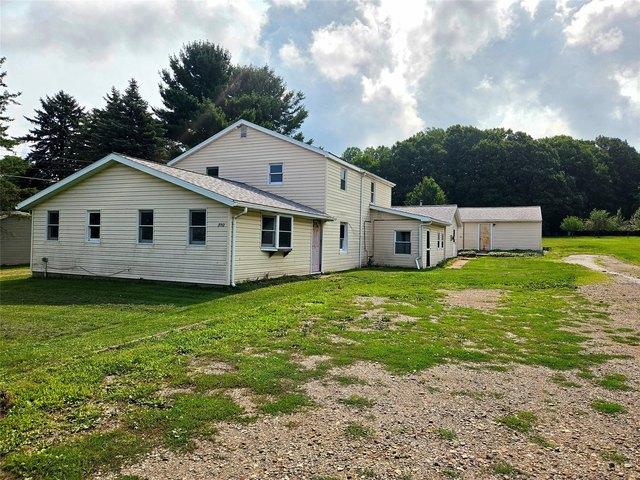 7707 W Ridge Rd, Fairview, PA 16415