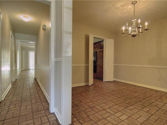 7708 Dentcrest