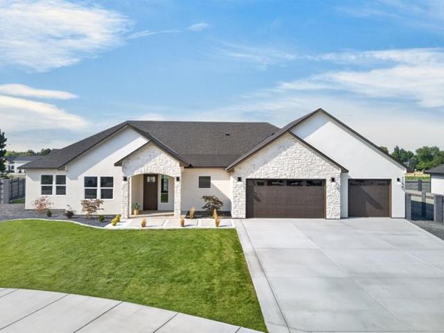 7709 Allison Ct, Pasco, WA 99301