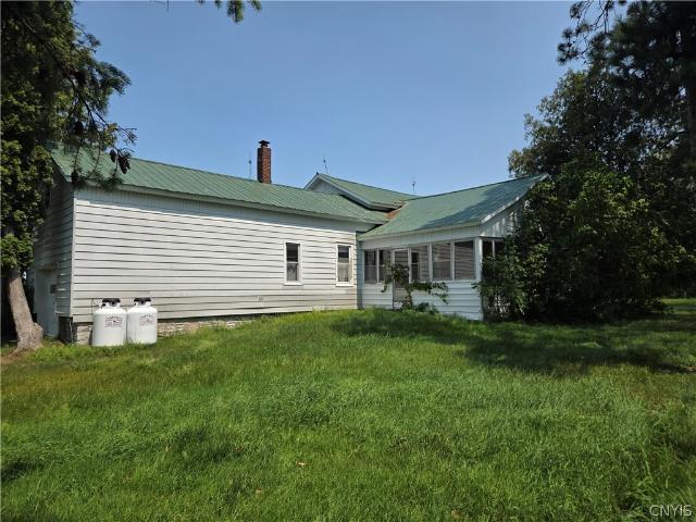 7709 Ridge Road
